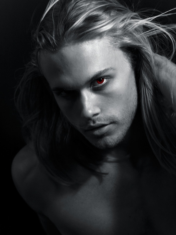 TSSC: Intensity – Bella MacLeod's Twilight Fanfiction